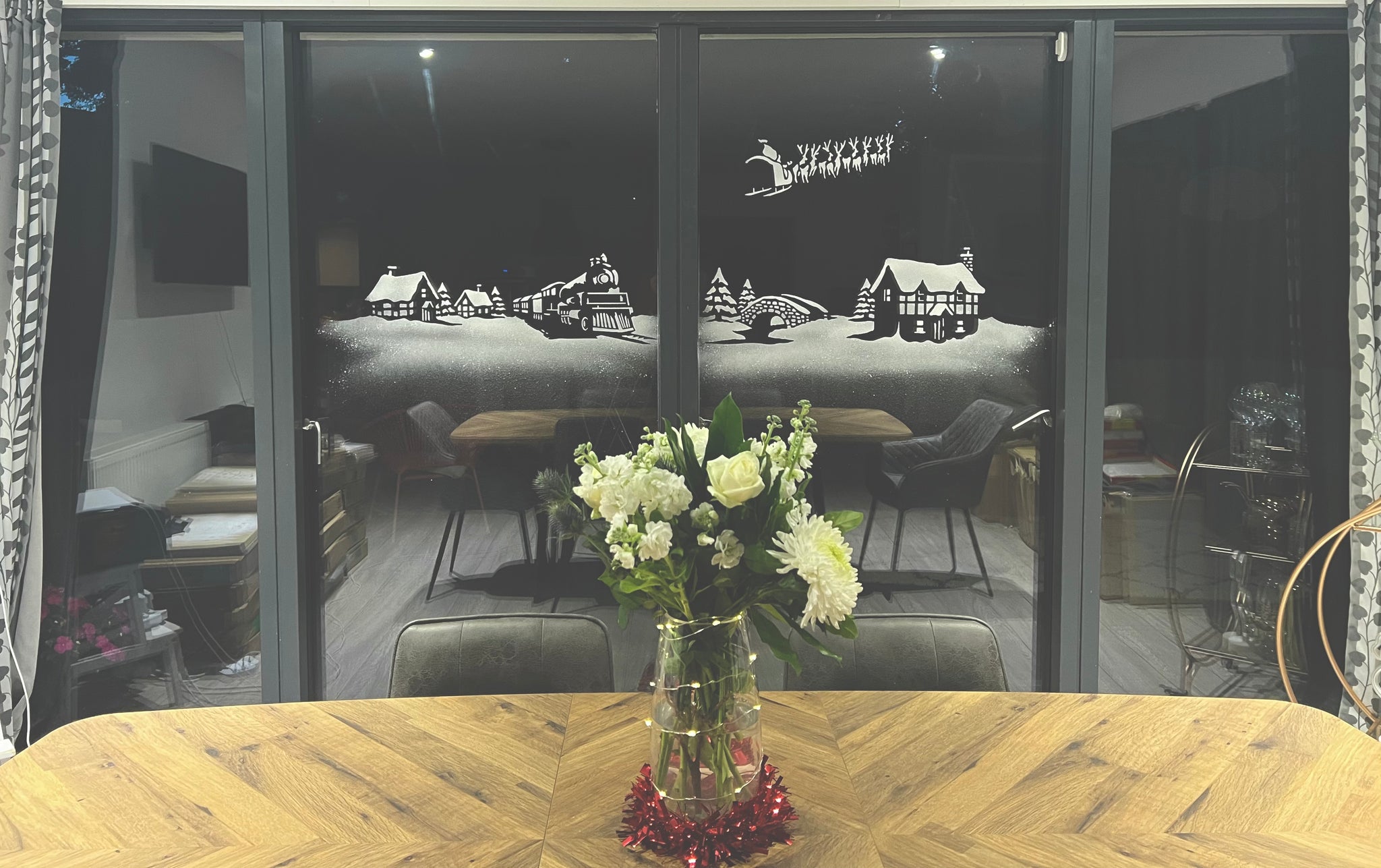 Christmas Reusable Window Stencils 4-Pack – Snow Windows